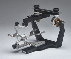 The Difference Between Semi and Fully Adjustable Articulators