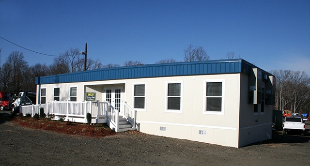 Larry's Towing Commercial Offices | Wilmot Modular Structures, Inc.