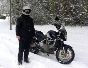 6 Tips For Riding Your Motorcycle In The Cold