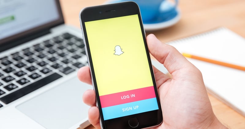 How to Use Snapchat for Business (and How It Works)