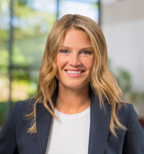 Alexandra Curtiss Wins â€˜20 under 40â€™ Integrator Class of 2017