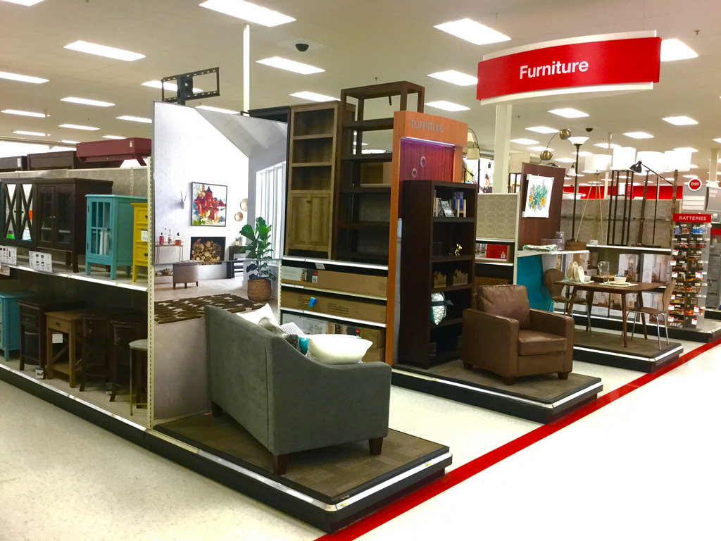 What is Merchandising? Creating a Great Experience In-Store & Online ...