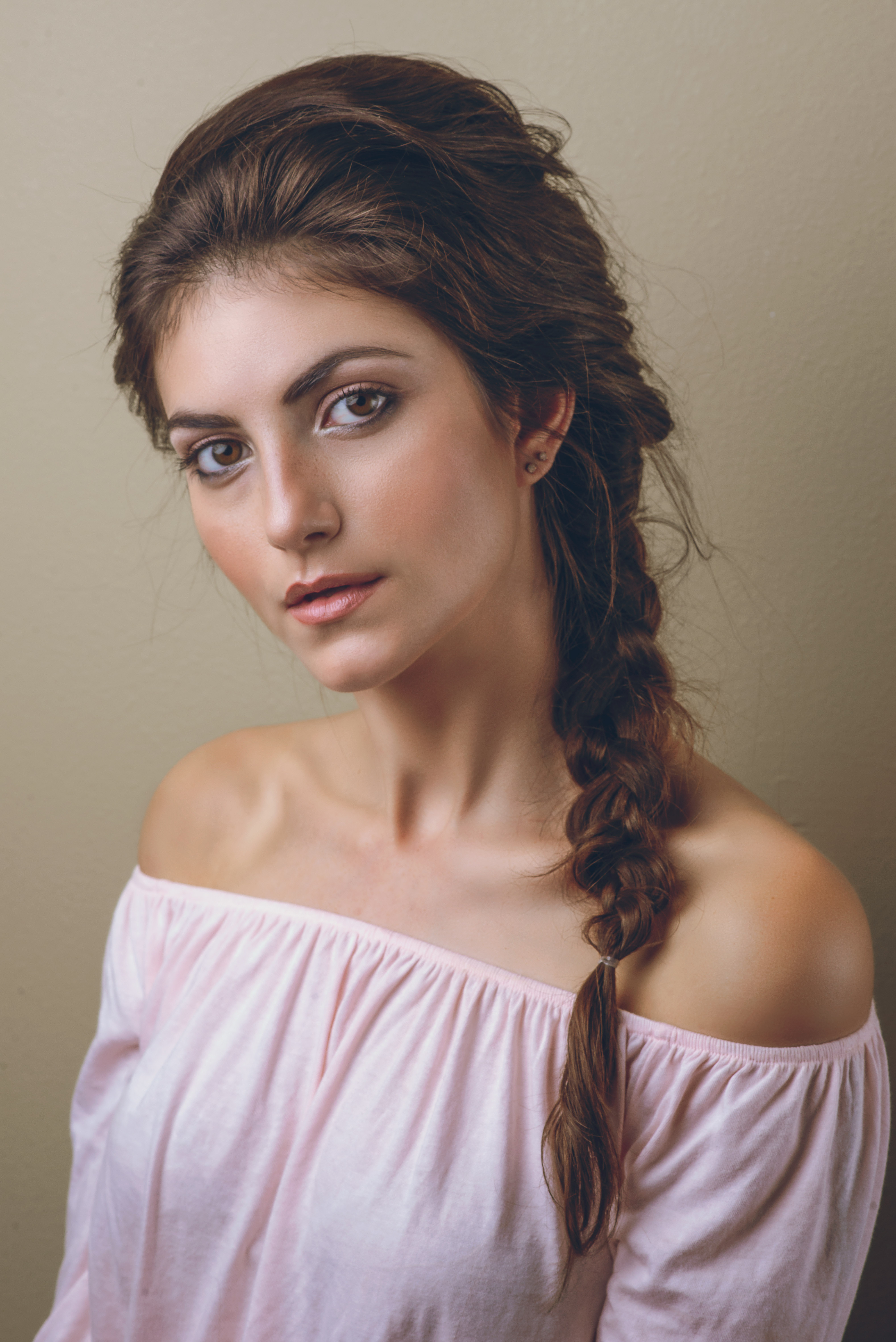 ModelMayhem.com - RAW Beauty images for portfolio use.