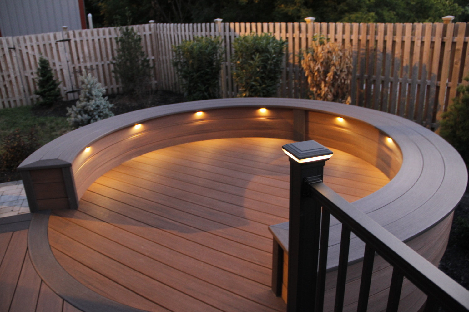4 Reasons to Install Deck Lighting When You Install Your… | Keylink